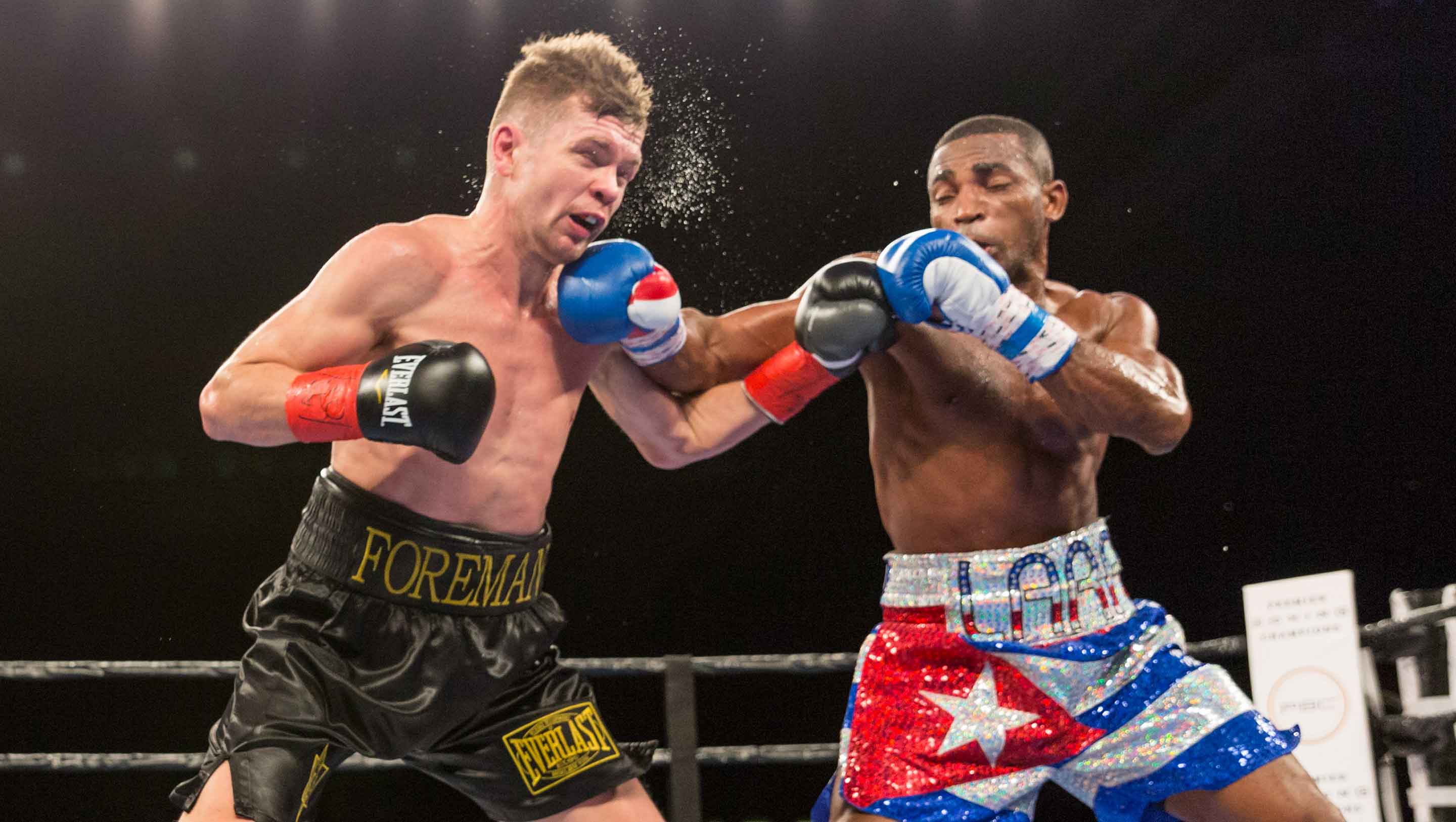 Fight Photos - Lara vs Foreman | January 13, 2017