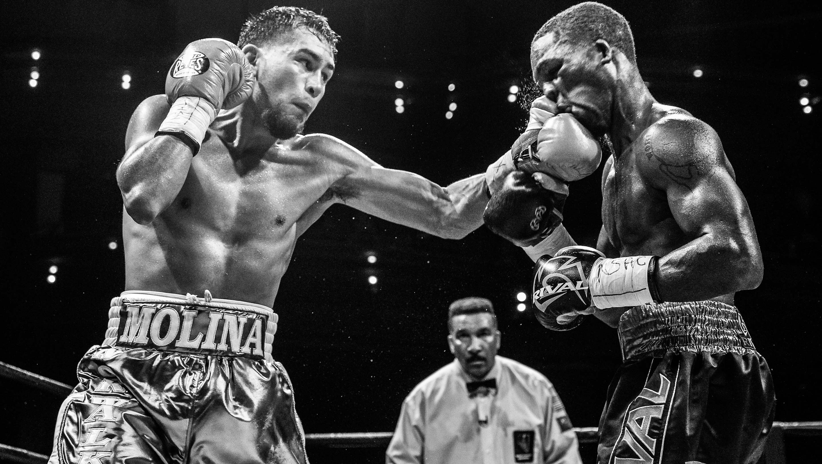 Fight Scorecard - Dolton vs Molina | Sep 29, 2015